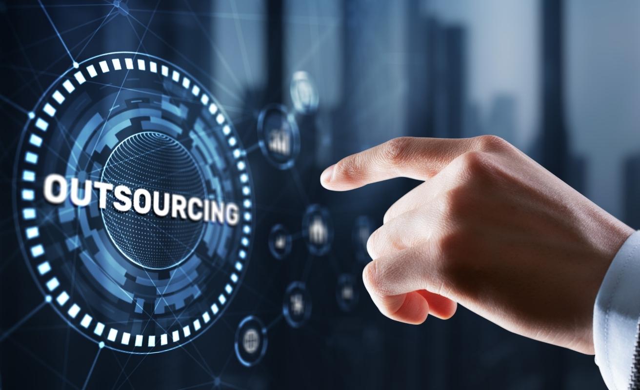 ¿Qué es el outsourcing? | CTI Soluciones